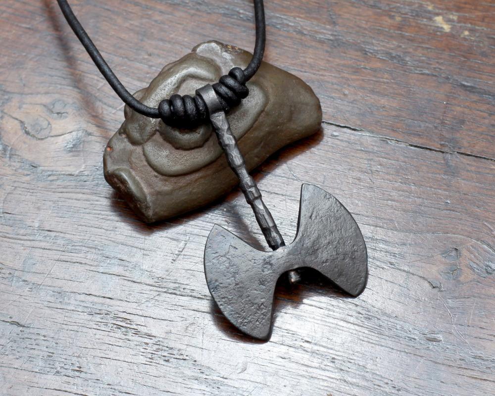 Iron Labrys Pendant – Taitaya Forge
